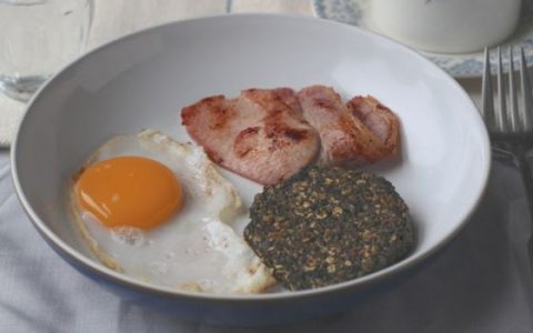 Laverbread patties, Smoked Bacon, Welsh Dragon Sausages